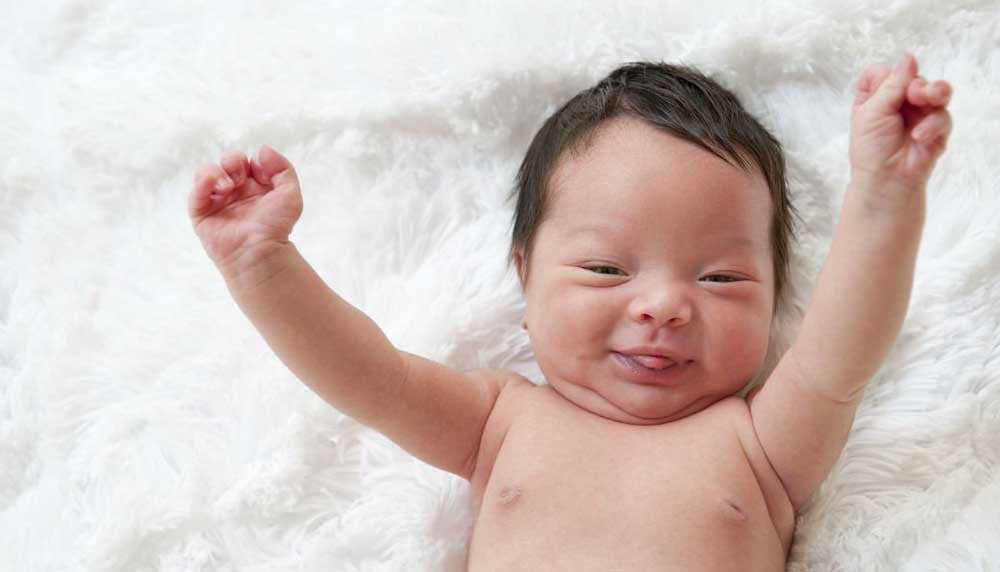 Baby Reflexes: Moro, Rooting & Other Newborn Reflexes – Happiest Baby