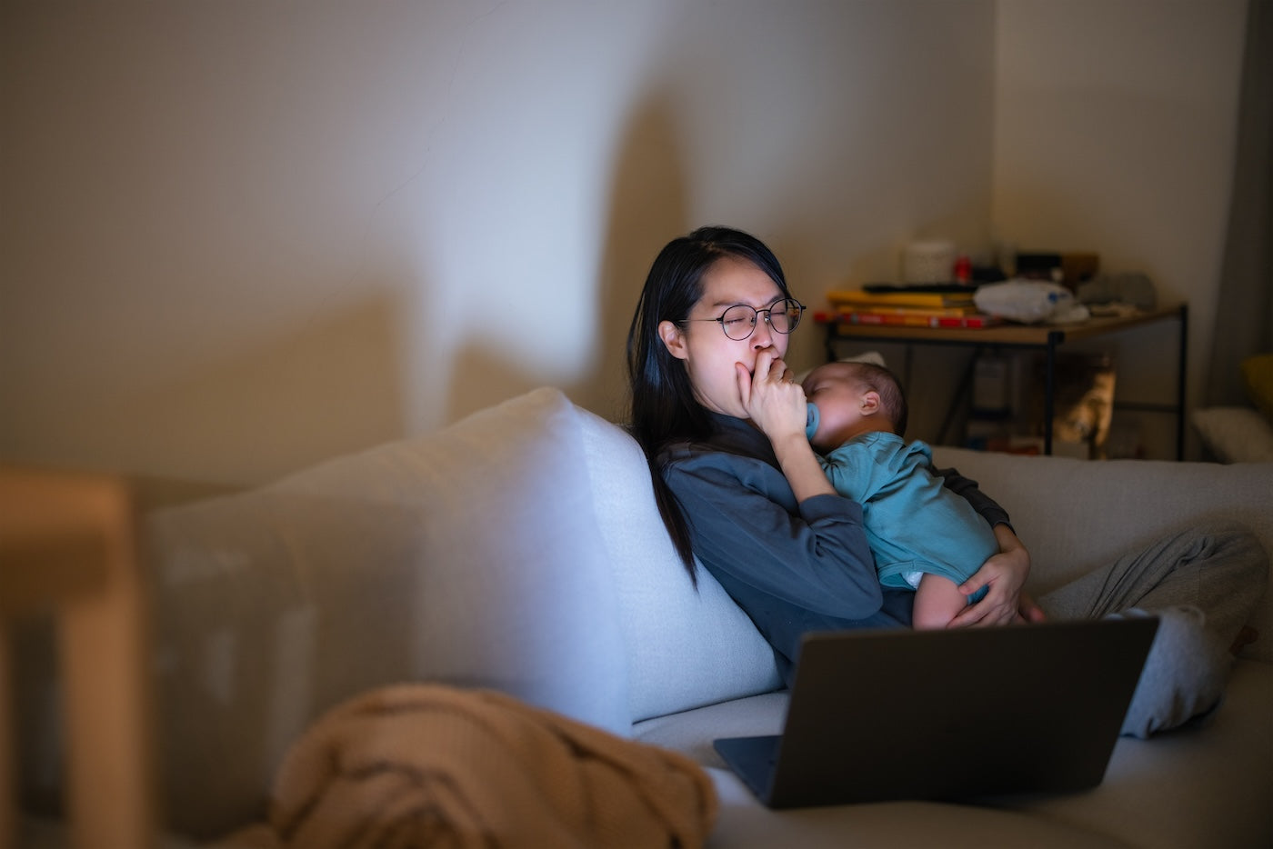 Fragmented Sleep Study: Why Moms Feel So Tired – Happiest Baby